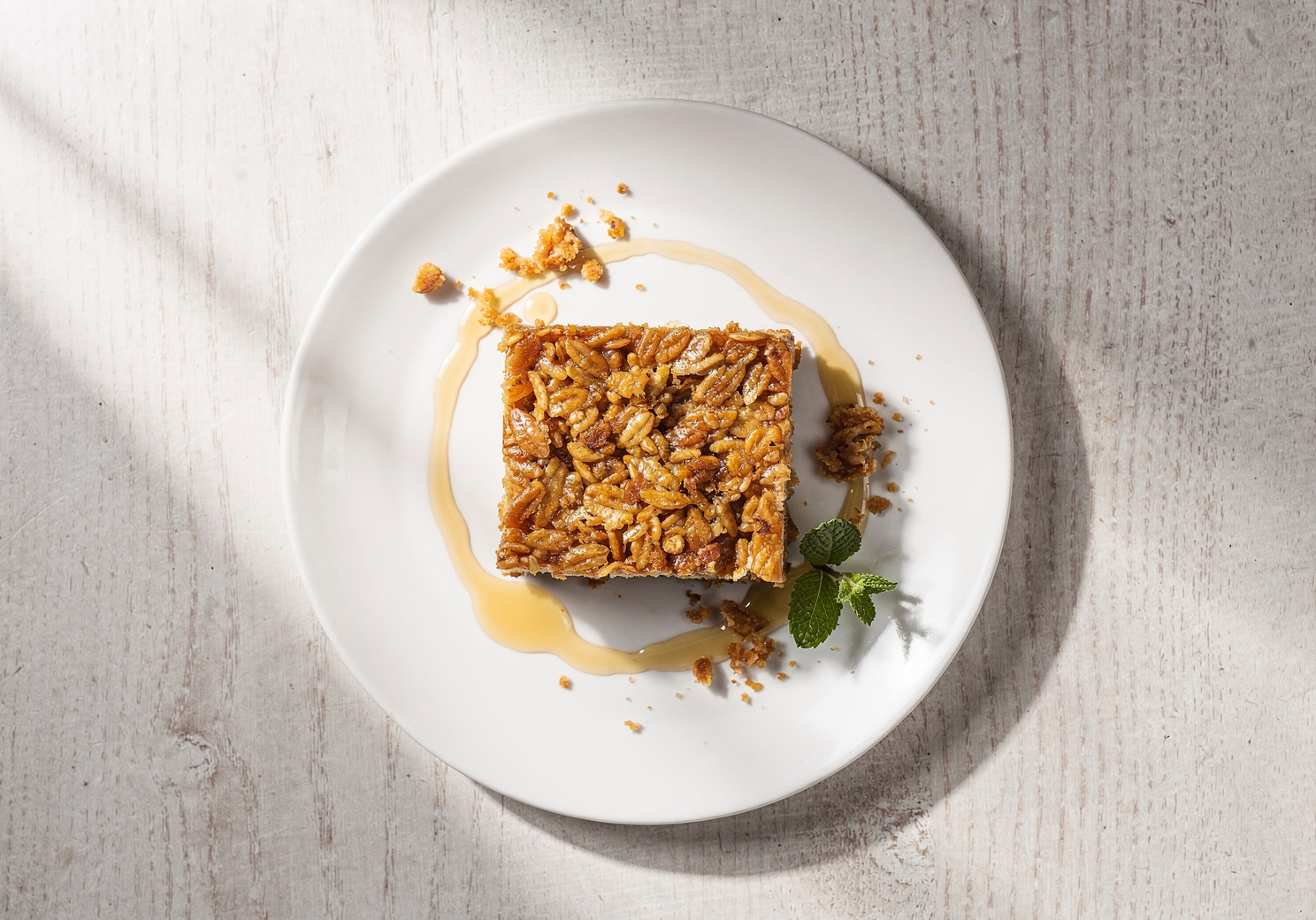 Flapjack Recipe with Golden Syrup & a Secret Crunch - GourmetPair